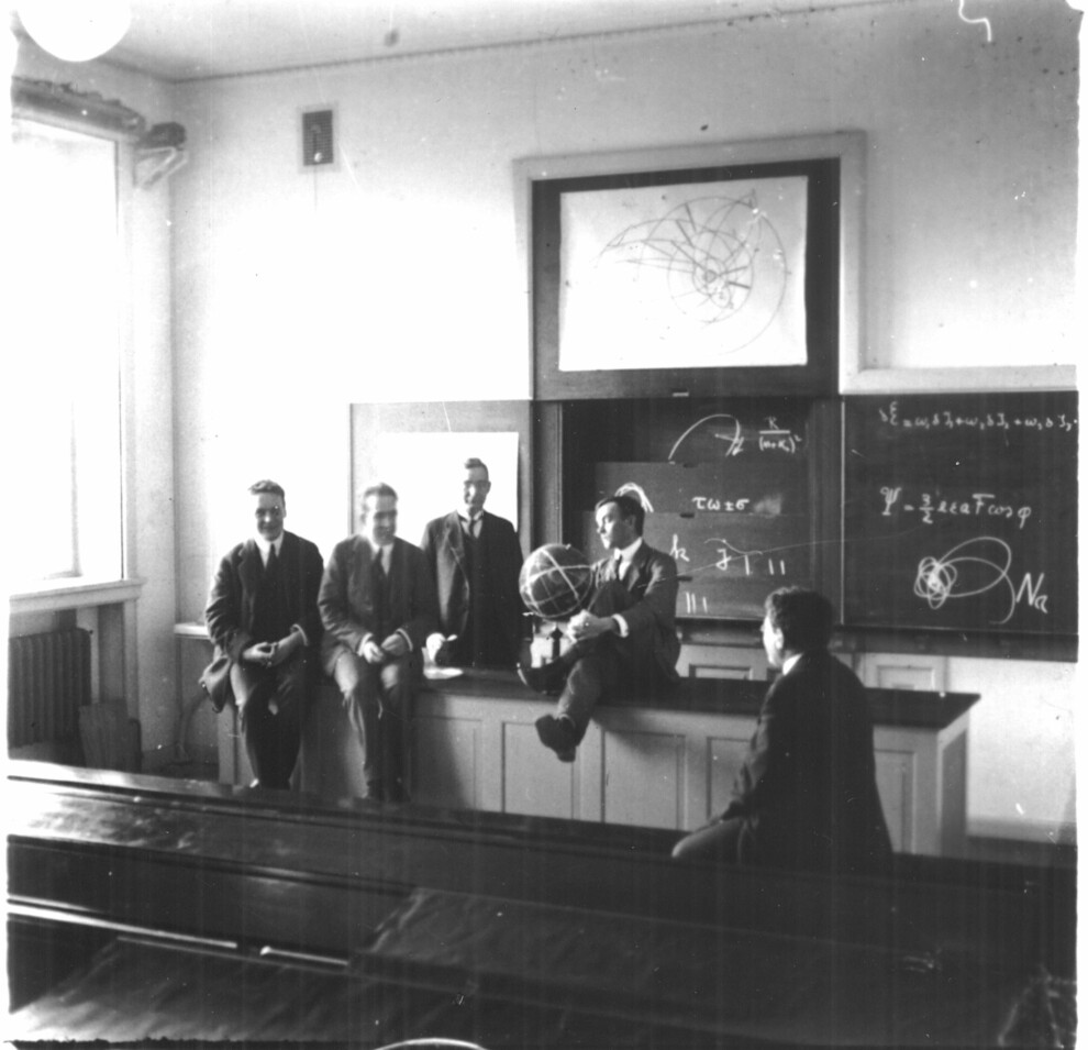 100 years of the Niels Bohr Institute: »Now we have moved on, and work ...